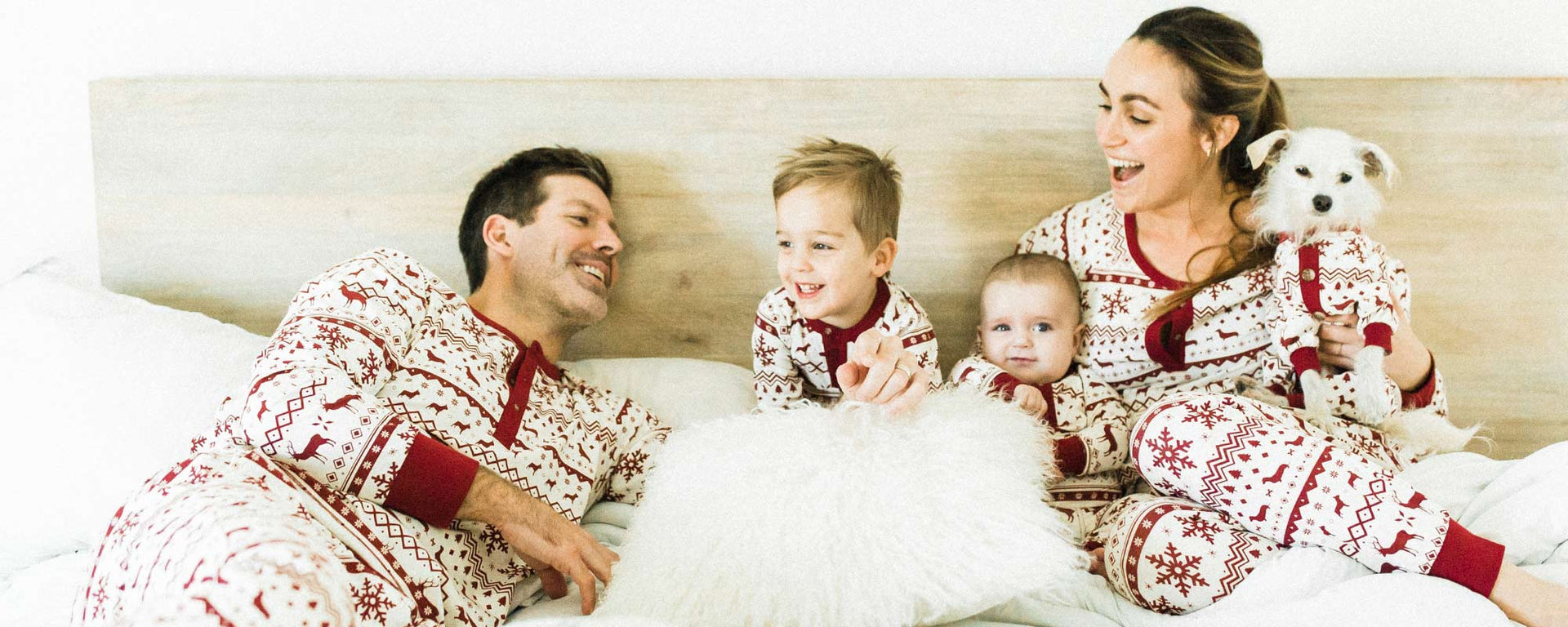 The Hallmark Channel Gift Guide – Good Thomas™